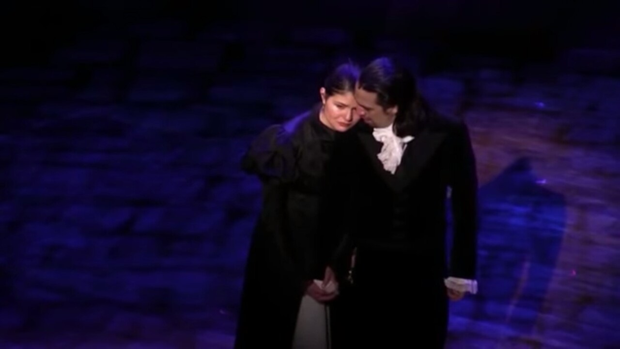 10 Things You Should Never Say To A Hamilton Fan - Theatre Nerds